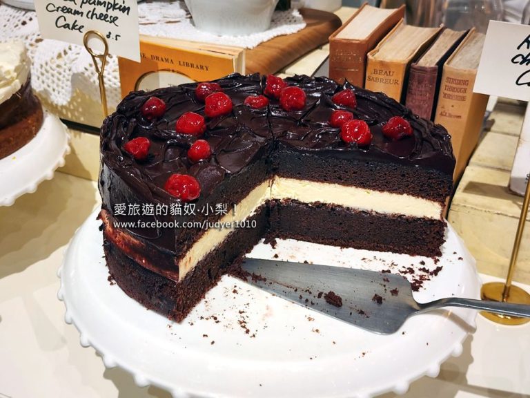 首爾汝矣島 \ THE現代首爾百貨，B1超知名的Cafe Layered的司康，好好吃～ - 愛旅遊的貓奴‧小梨