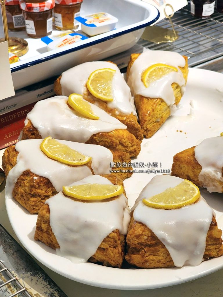 首爾延南洞咖啡廳 \ Cafe Layered弘大延南店，伯爵茶蛋糕、司康好吃到爆炸！在安國、汝矣島THE現代首爾百貨及濟州島也吃得到～ - 愛旅遊的貓奴‧小梨